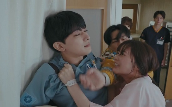 PICU＞“桃子”生田絵梨花の熱演に視聴者驚き「過去イチの演技」「別人みたい」』by「MANTANWEB」: ヤフコメ・ドットコム