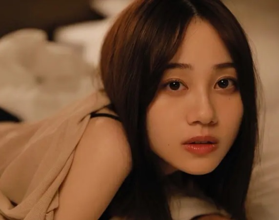 伊藤美来＞人気声優が「スピリッツ」表紙に この透明感はオンリーワン！』by「MANTANWEB」: ヤフコメ・ドットコム